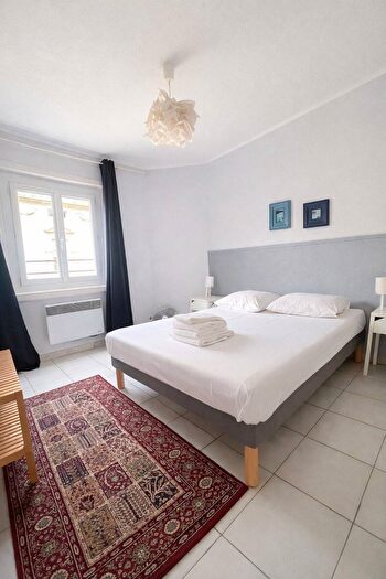 Appartement à louer - Comédie, Montpellier - 2 pièces - 1 chambre