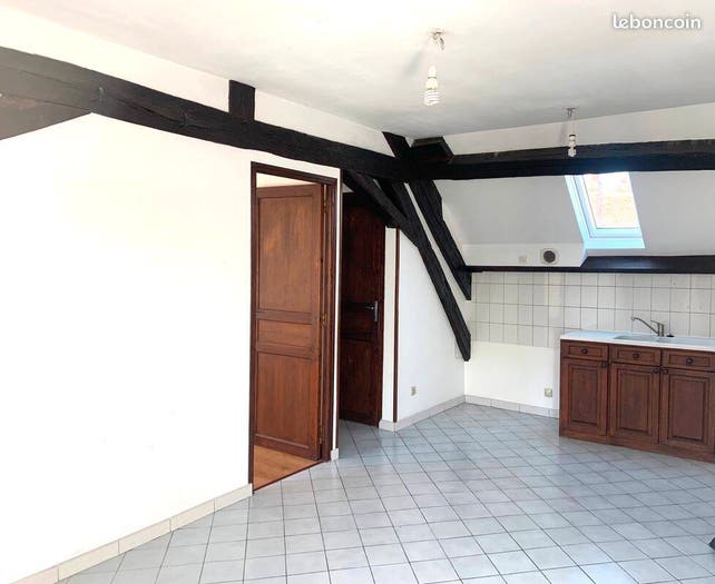 Briand Leclerc, Sens - Appartement 2 pièces à louer