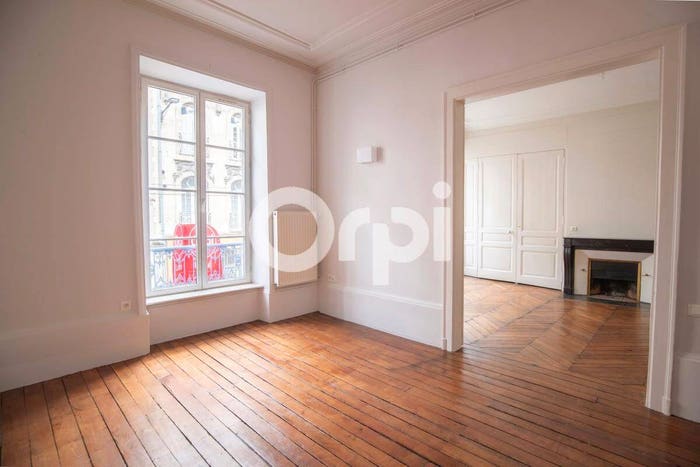 Centre-Hôtel de Ville, Limoges : Appartement 3 pièces à louer