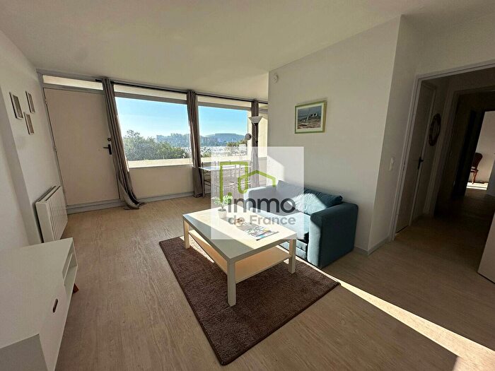 Appartement à louer - Hôtel de Ville-Pont de Bois, Villeneuve-dAscq - 2 pièces - 1 chambre