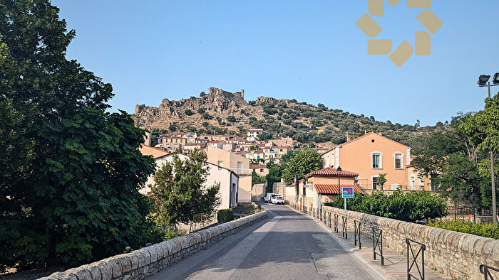 Maison à vendre - Rodès - 6 pièces - 5 chambres