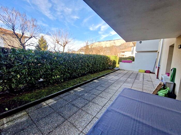 Appartement à vendre - Bonneville - 3 pièces - 2 chambres