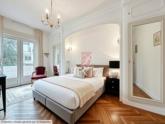 Appartement à vendre - Strasbourg - 4 pièces - 2 chambres