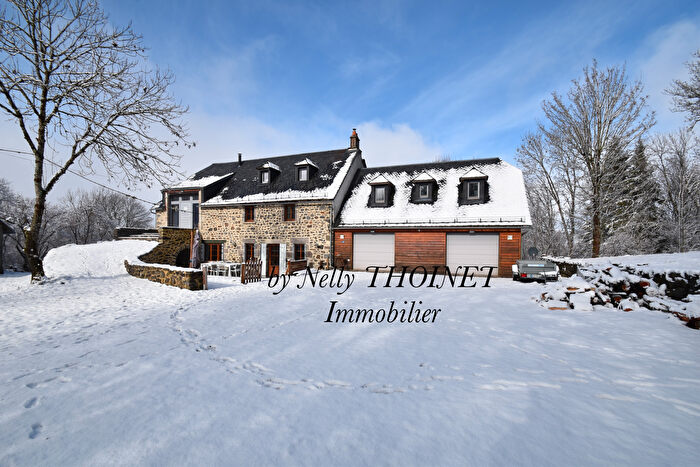 Maison à vendre - Égliseneuve-dEntraigues - 11 pièces - 5 chambres
