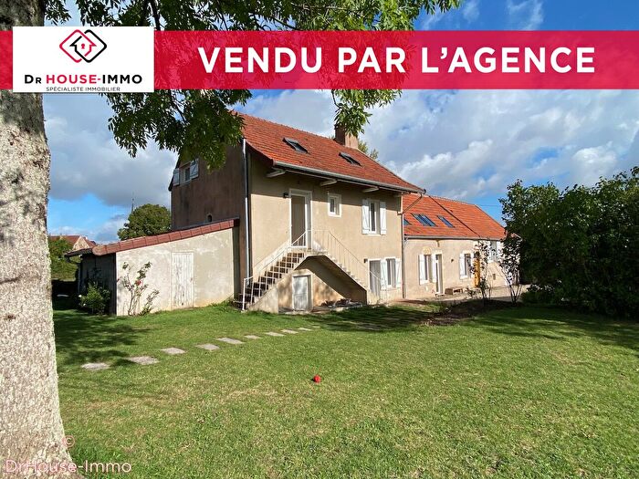 Maison à vendre - Angely - 13 pièces - 7 chambres