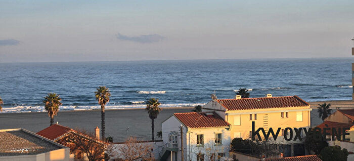 Appartement à vendre - Canet-en-Roussillon - 4 pièces - 2 chambres