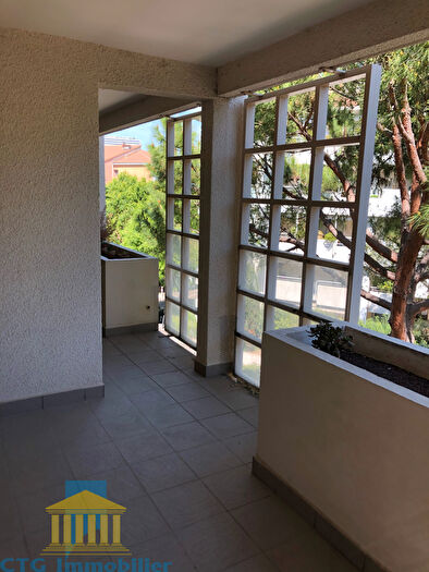 Marseille e, La Plage : Appartement 2 pièces à louer