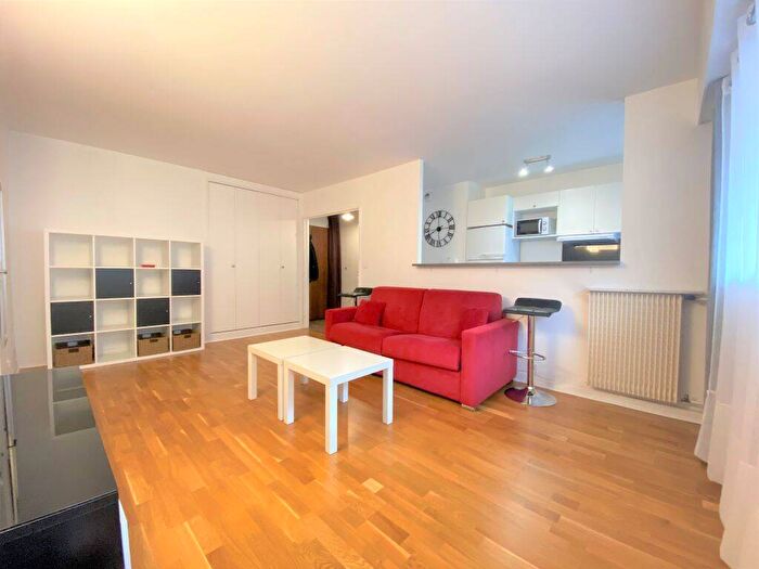 Bécon, Courbevoie - Appartement 2 pièces à louer