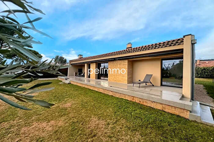 Maison à vendre - Pélissanne - 4 pièces - 3 chambres