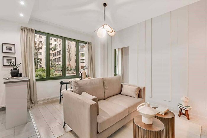 Appartement à louer - Muette Sud, Paris ème arrondissement - 1 pièce