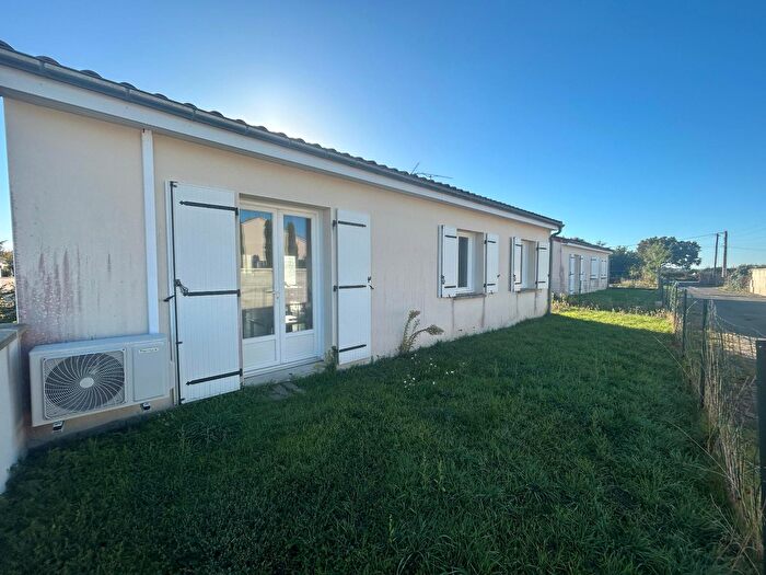 Mauzé-Thouarsais : Maison 4 pièces à louer