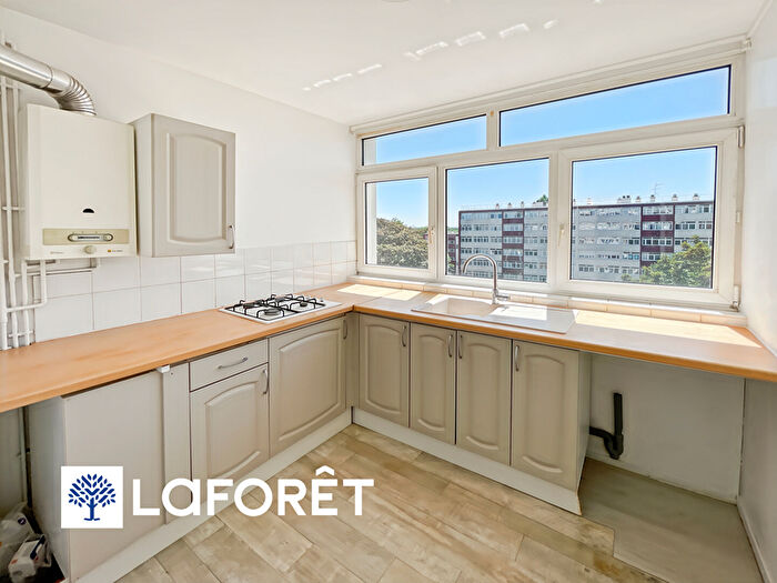 Appartement à vendre - Viry-Châtillon, Les Coteaux de lOrge - 2 pièces - 1 chambre