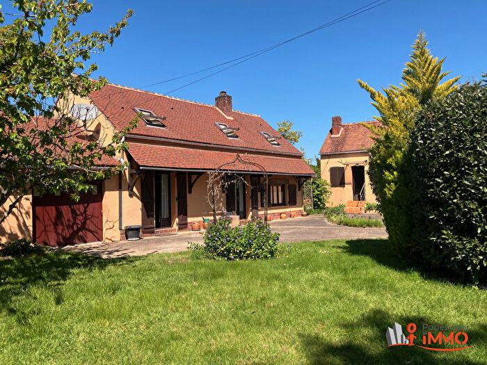 Maison 4 pièces à Treigny, à vendre
