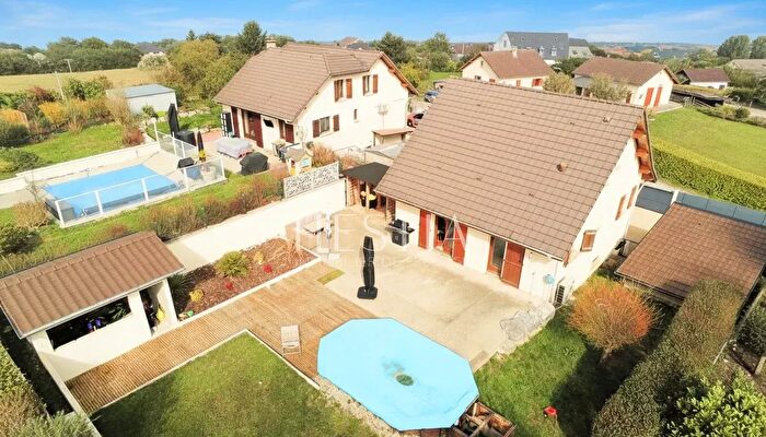 Maison à vendre - Versonnex - 6 pièces - 4 chambres