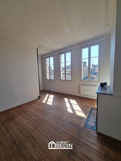 Appartement à louer - Bordeaux - 2 pièces - 1 chambre