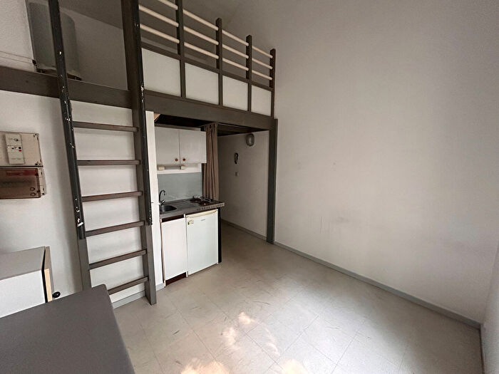 Appartement à vendre - Quartiers Nord-Est, Patton, Bellangerais - 1 pièce