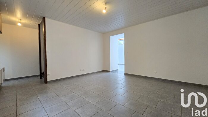 Maison à vendre - Monthermé - 3 pièces - 2 chambres