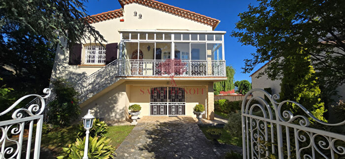 Maison à vendre - Gignac - 5 pièces - 3 chambres