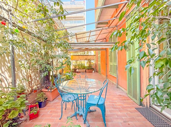 Nice, Centre-ville - Appartement 4 pièces à vendre