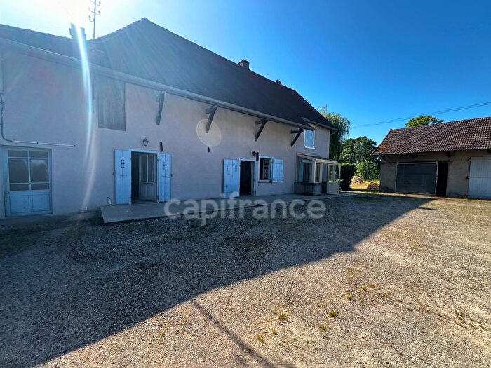Commenailles : Maison 7 pièces à vendre
