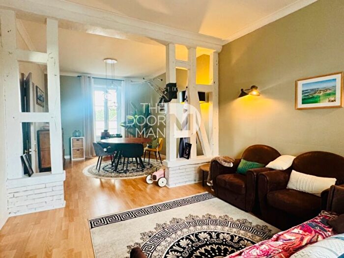 Laval, Avesnières : Appartement 5 pièces à vendre