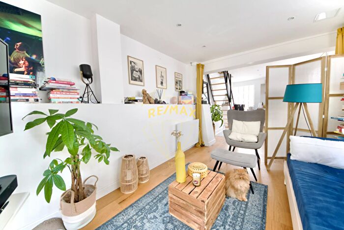 Appartement à vendre - Nanterre, Plateau - 2 pièces - 1 chambre