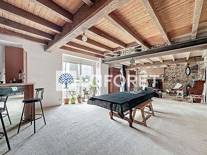 Maison à vendre - La Chapelle-Saint-Laurent - 6 pièces - 3 chambres