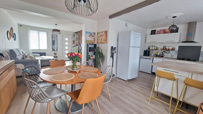 Maison à vendre - Fleury-les-Aubrais, Lignerolles, Jabotte, Hartière, Bicharderies, Herveline - 5 pièces - 4 chambres