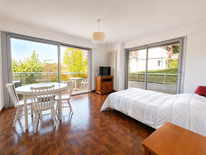 Évian-les-Bains - Appartement 1 pièce à louer