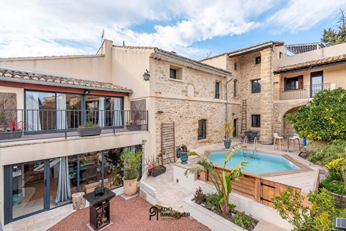 Maison à vendre - Uzès - 6 pièces - 5 chambres