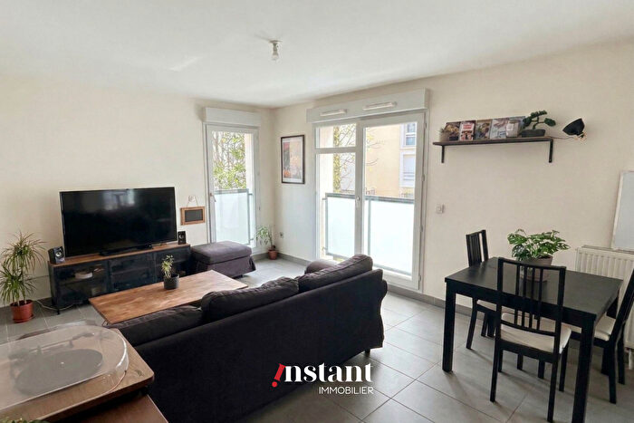 Appartement à vendre - Lyon e , Vaise, Rochecardon - 3 pièces - 2 chambres