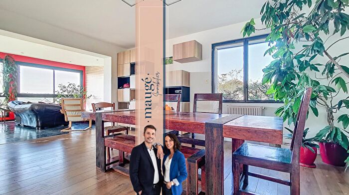 Maison à vendre - Chaponnay - 5 pièces - 4 chambres