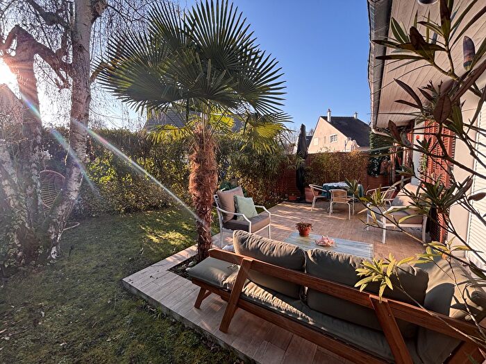 Maison à vendre - Breuillet - 6 pièces - 3 chambres