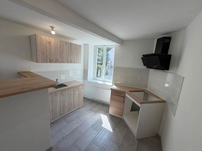 Maison 3 pièces à louer à Reuilly