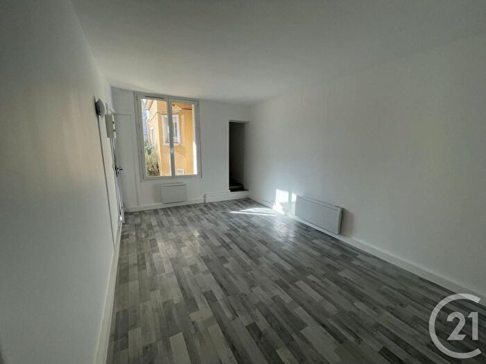 Appartement à louer - Aubervilliers - 1 pièce