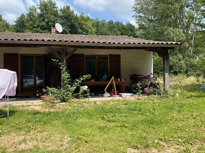 Maison à vendre - Marsalès - 7 pièces - 5 chambres