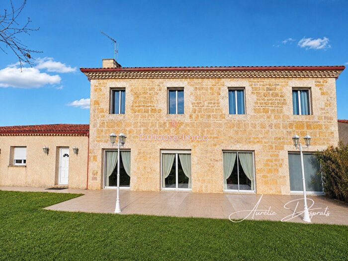 Maison 6 pièces à Castelnau-de-Montmiral, à vendre