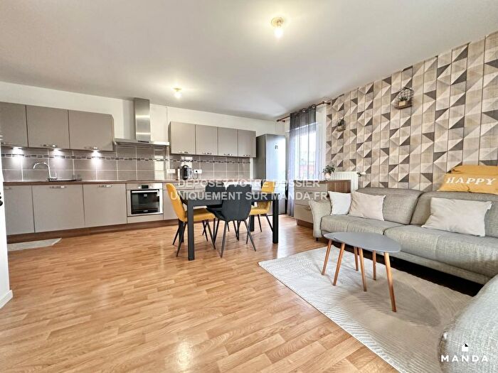 Appartement 3 pièces à louer - Évry, Centre-ville