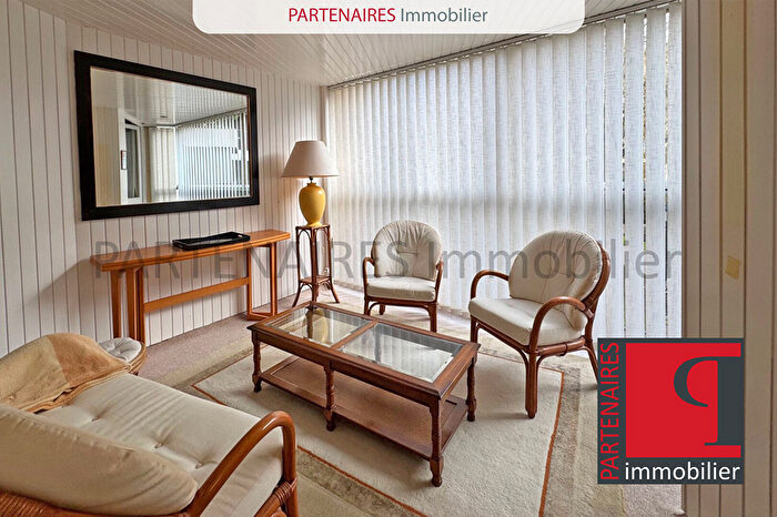 Appartement à vendre - Rocquencourt - 4 pièces - 2 chambres