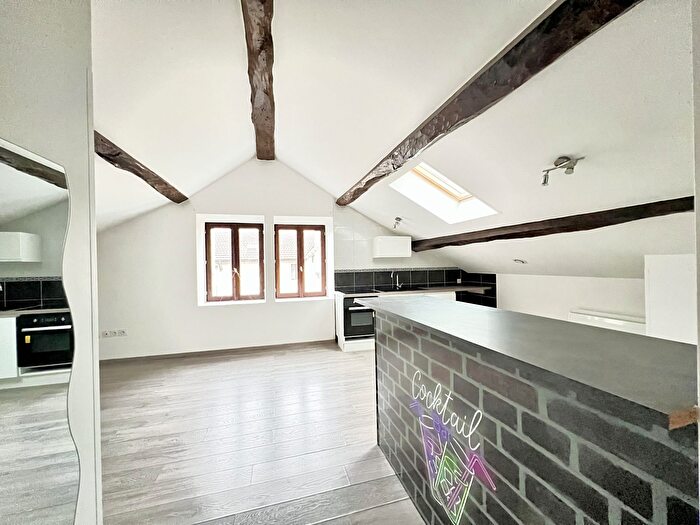 Appartement à vendre - Pont-de-Chéruy - 3 pièces - 2 chambres