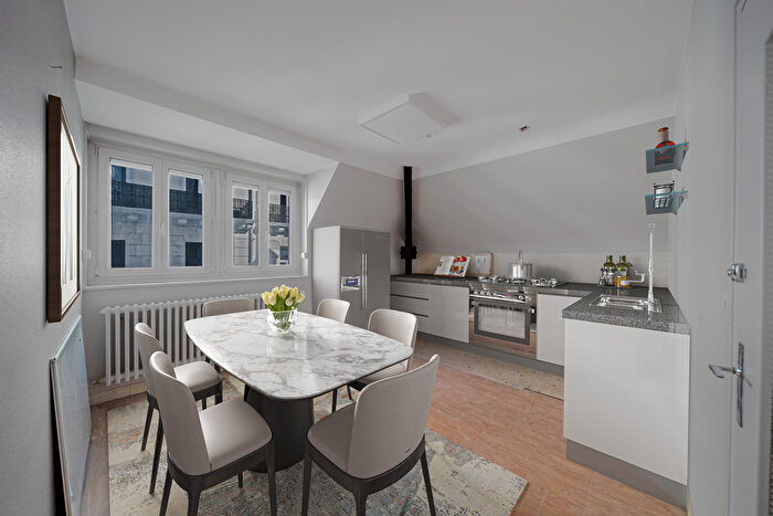 Appartement à vendre - Dijon, Centre-ville - 3 pièces - 2 chambres