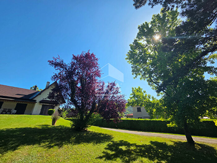 Maison 6 pièces à Bettant, à vendre