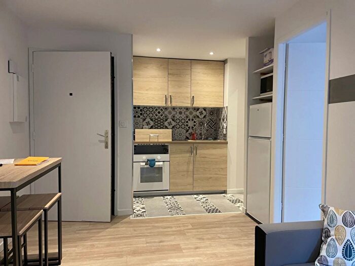 Appartement à louer - Berriat-Ampere, Grenoble - 2 pièces - 1 chambre