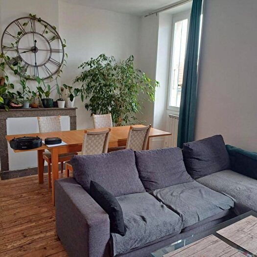 Appartement à louer - Centre-Historique, Romans-sur-Isère - 4 pièces - 3 chambres