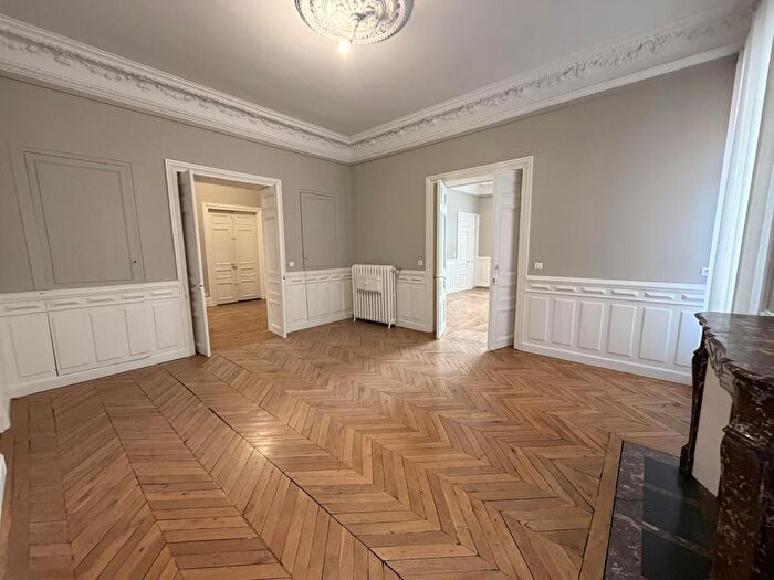 Appartement 7 pièces à Clermont-Ferrand, Delille, Cathédrale, La Gare, à vendre