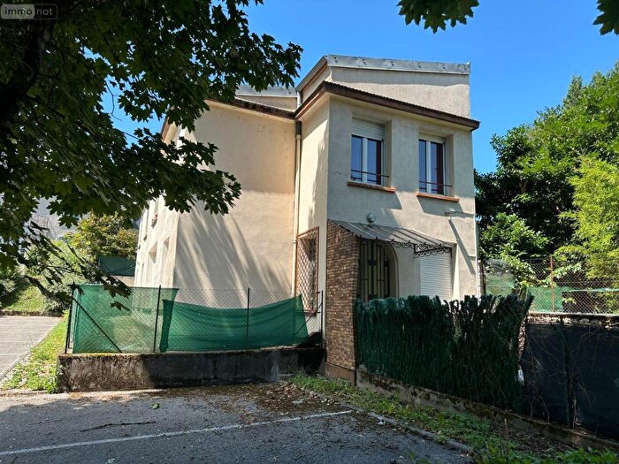 Maison 7 pièces à vendre à Dole