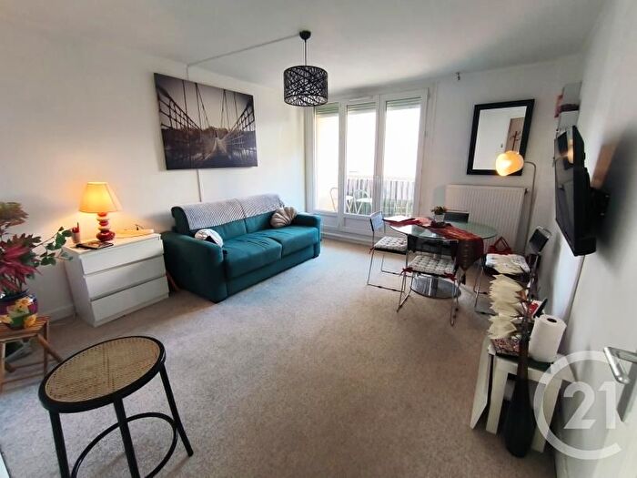 Appartement à vendre - Chilly-Mazarin, Centre-ville - 2 pièces - 1 chambre