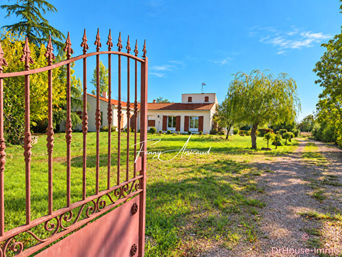 Vix : Maison 8 pièces à vendre