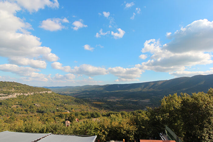 Maison à vendre - Saint-Martin-de-Castillon - 7 pièces - 5 chambres