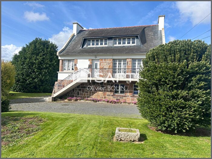 Landivisiau : Maison 6 pièces à vendre